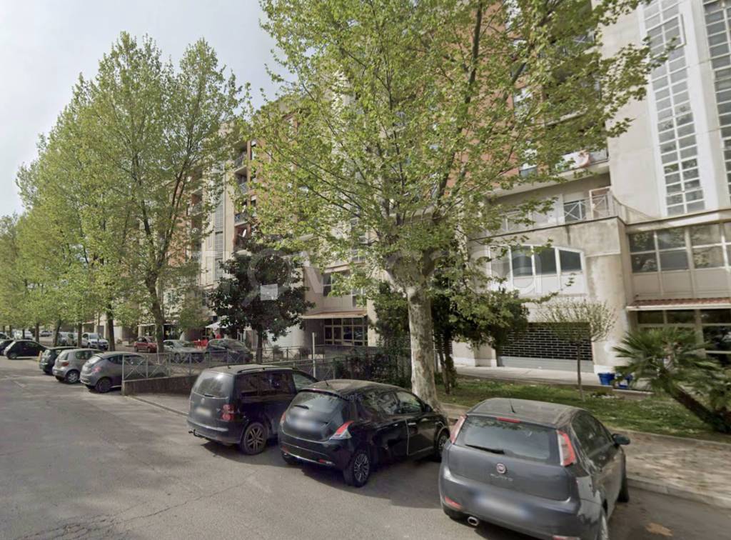 Appartamento in vendita ad Aprilia via Belgio, 23