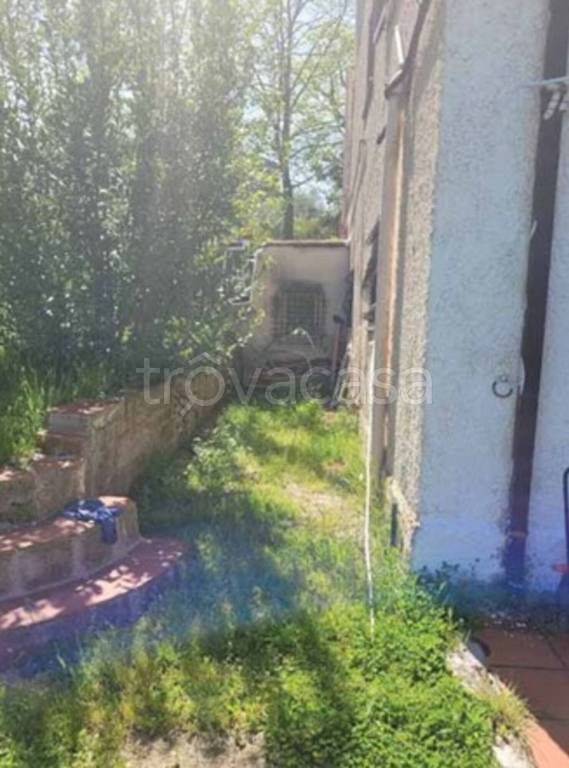 Appartamento all'asta a Fara in Sabina via Gregorio di Catino, 6