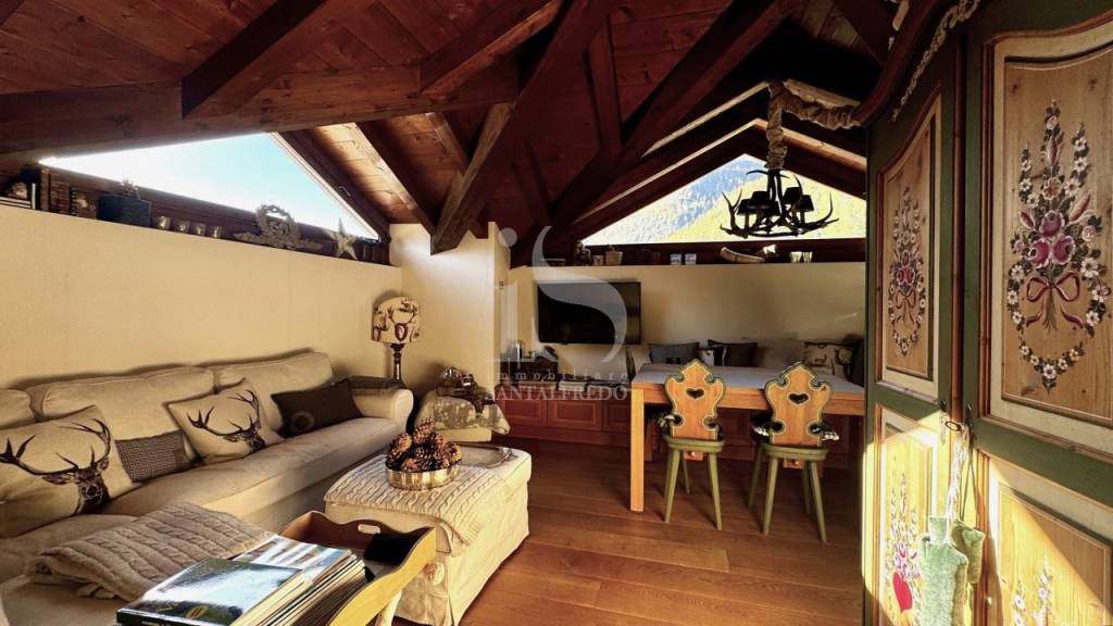 Appartamento in vendita a Chiesa in Valmalenco via Ezio Vanoni ,14 a