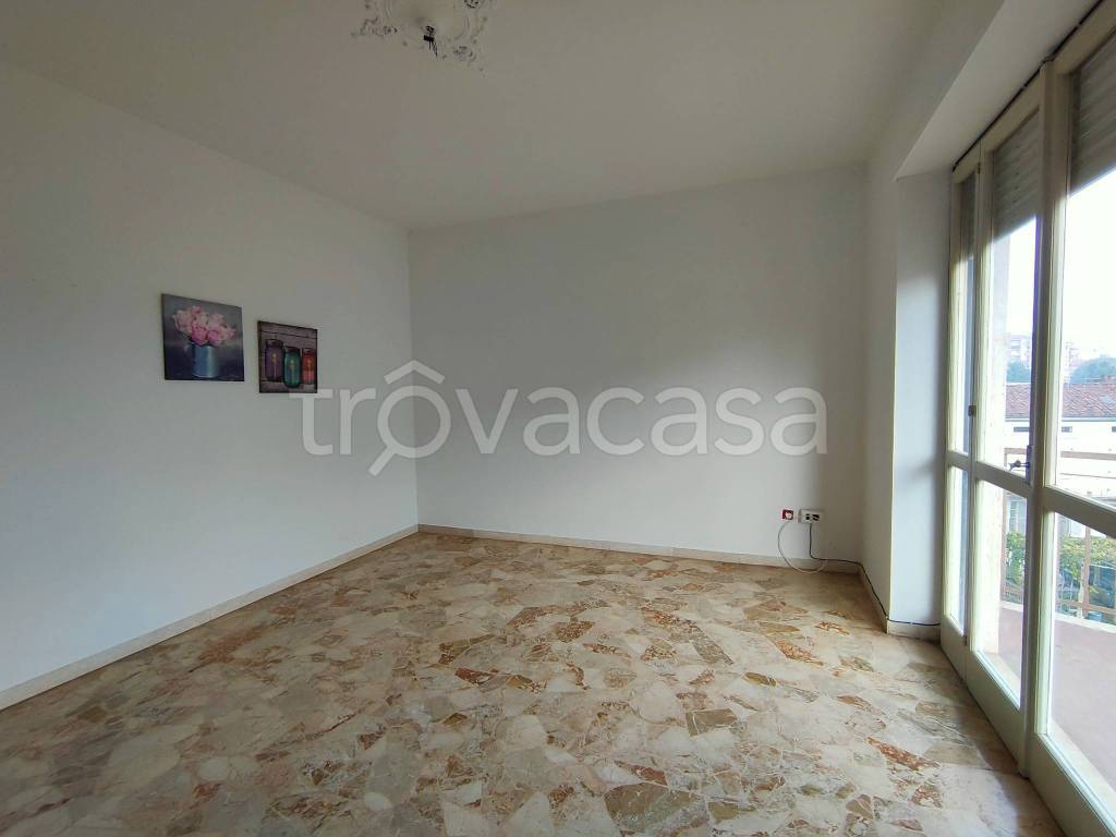 Appartamento in vendita ad Asti via Alexander Fleming, 2