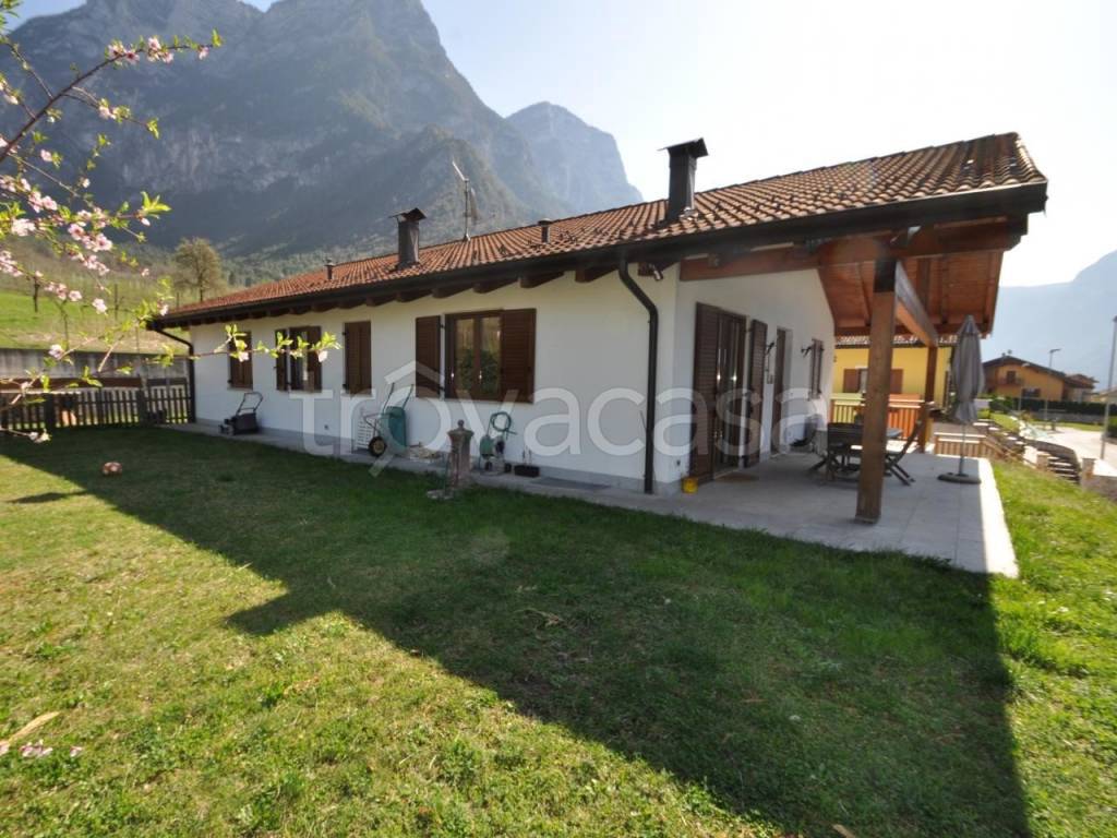 Villa in vendita a Borgo Valsugana via XX Settembre, 33