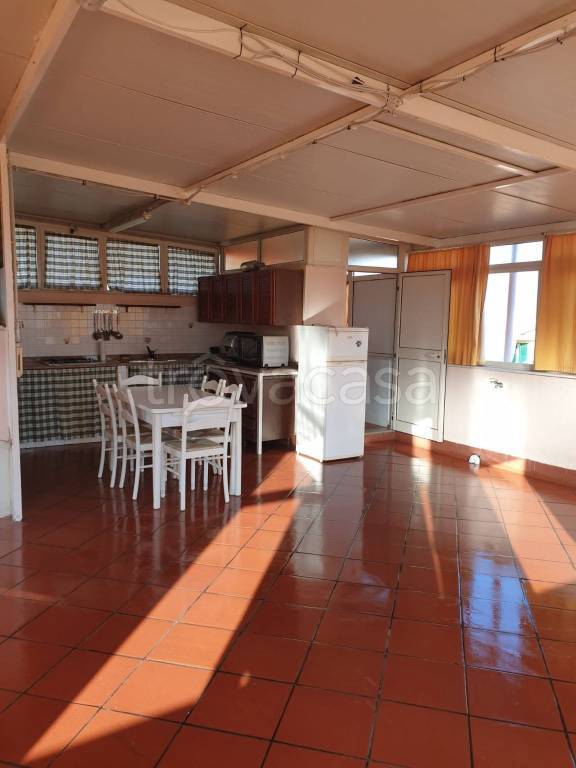 Appartamento in vendita a Bagheria via Tevere, 24