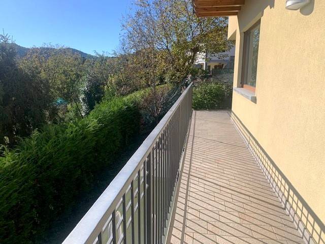 Villa in vendita ad Albino via Fratelli Cervi