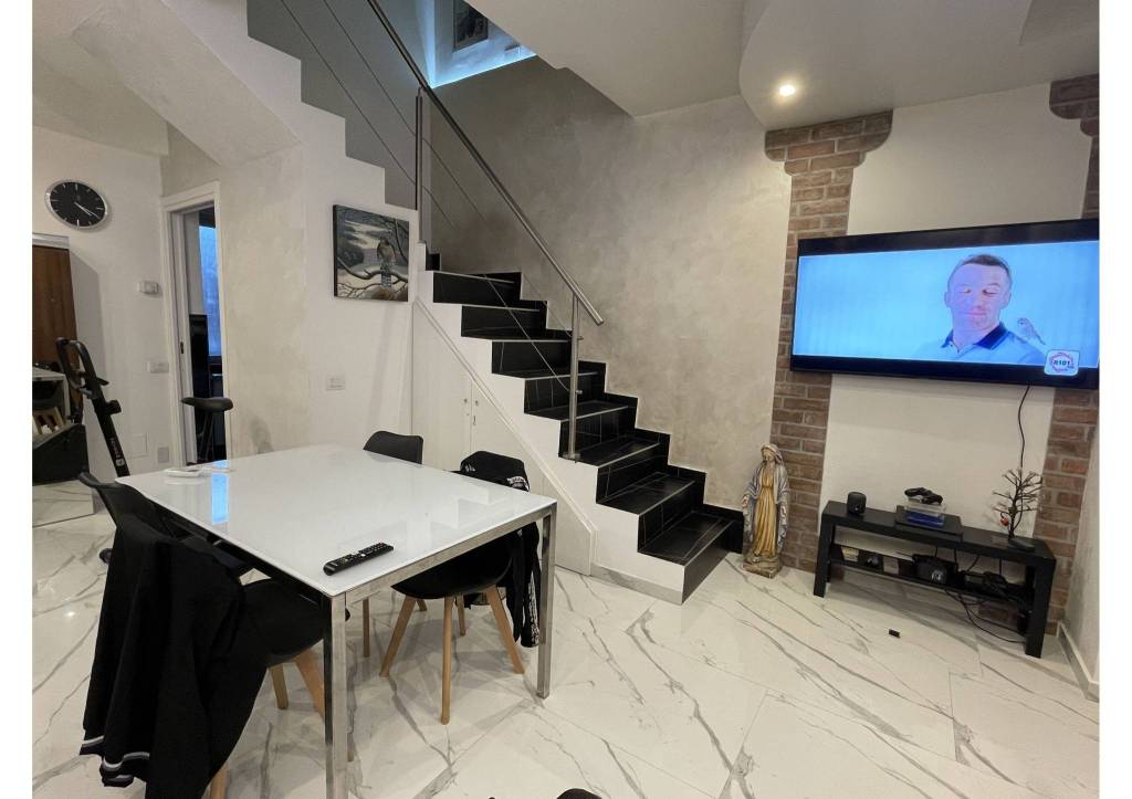 Casa Indipendente in vendita ad Agrate Brianza