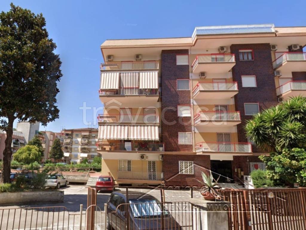 Appartamento in vendita ad Aversa via Giotto, 14