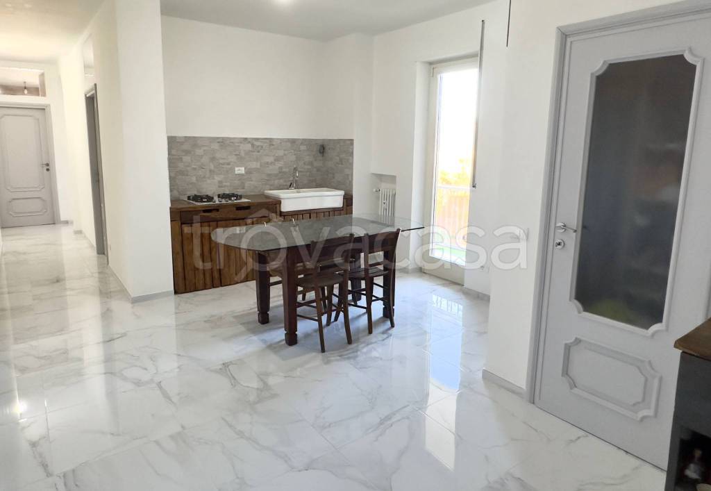 Appartamento in in vendita da privato a Biella via Asmara, 15