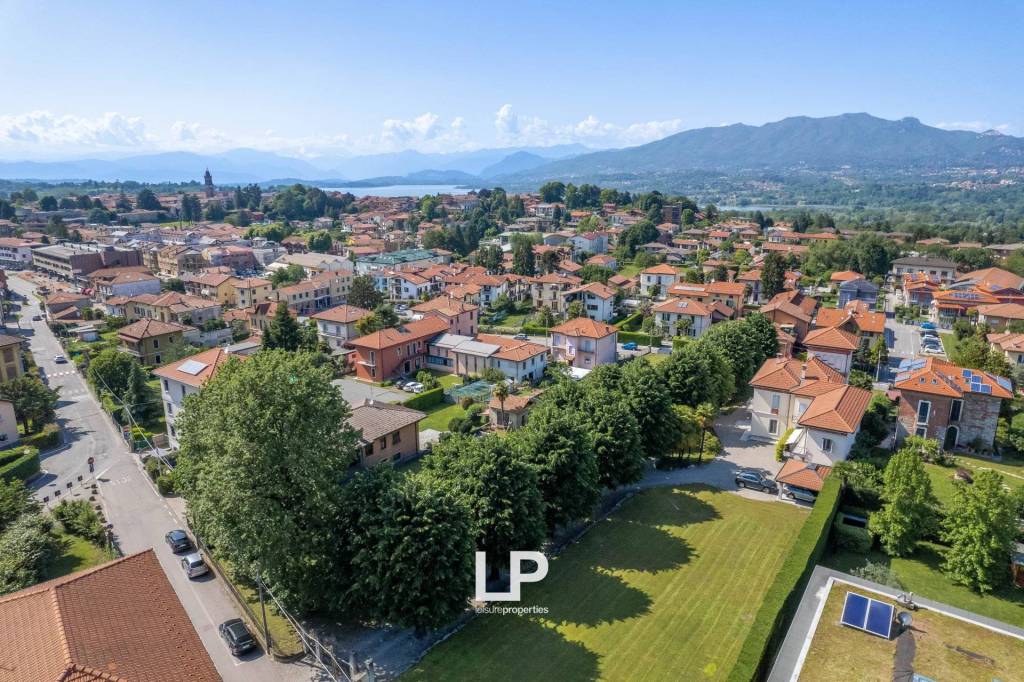 Villa in vendita ad Azzate via Piave, 150