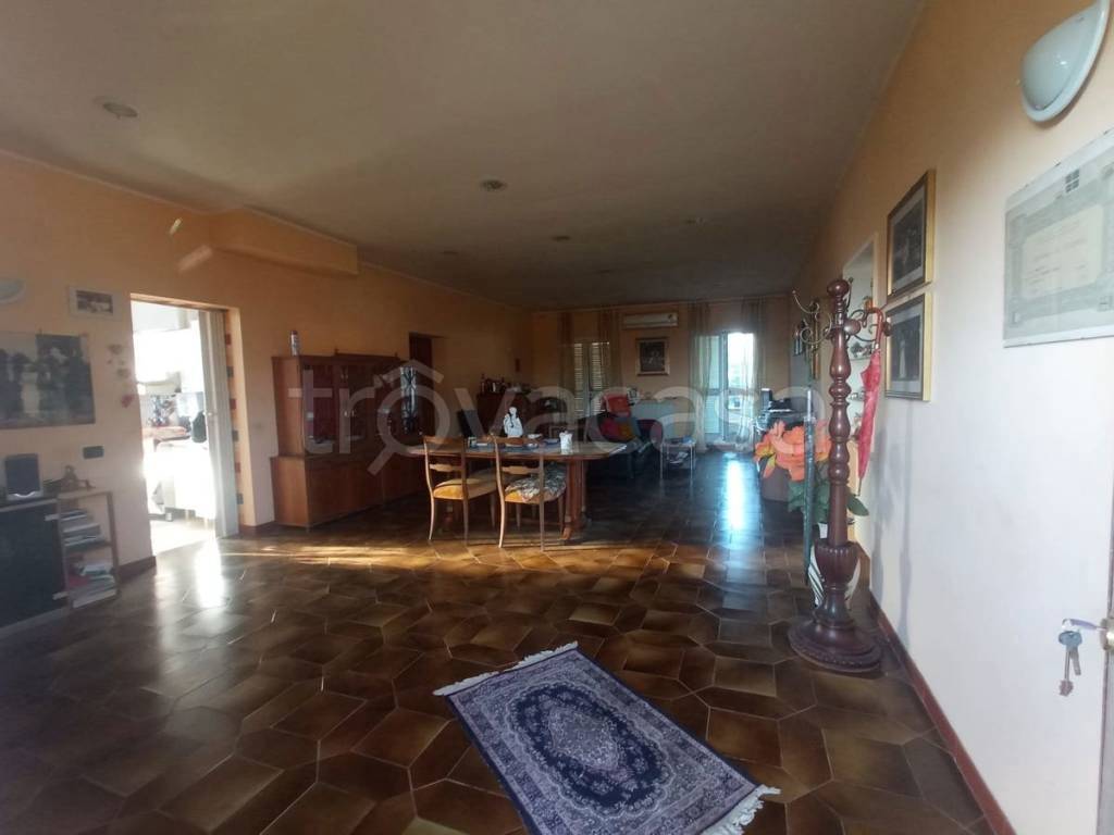 Casa Indipendente in vendita ad Aprilia via brembo , 40A