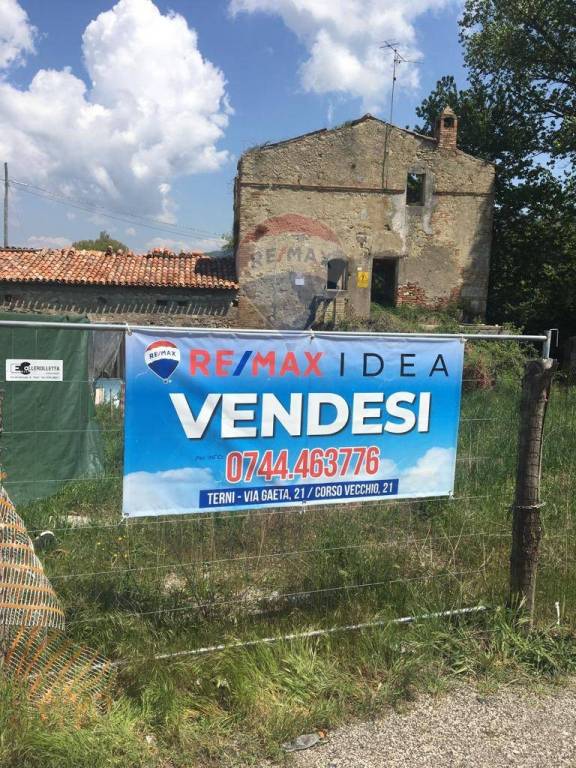 Rustico in vendita a Montecastrilli