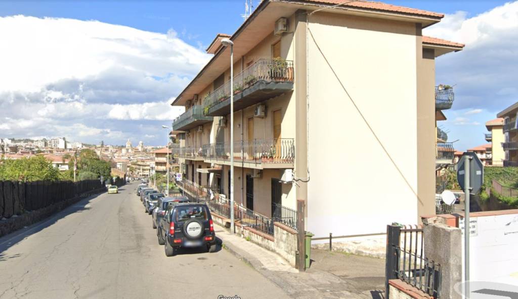 Appartamento all'asta ad Aci Catena via IV Novembre