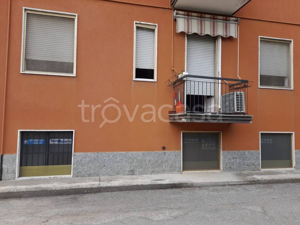 Appartamento in in vendita da privato a Peschiera Borromeo via Fratelli Rosselli, 4