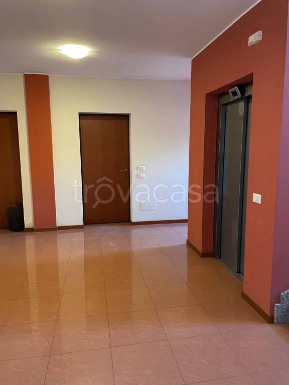 Appartamento in in vendita da privato a Castelleone via per Corte Madama, 10