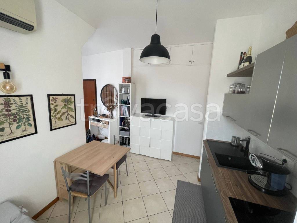 Appartamento in in vendita da privato a Firenze via Taddeo Alderotti, 39