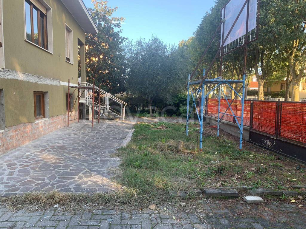Villa Bifamiliare in in vendita da privato a Collecchio viale Fratelli Rosselli, 7