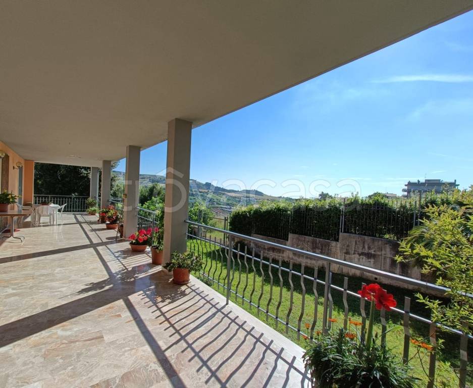 Casa Indipendente in in vendita da privato ad Acquaviva Picena via Michelangelo Buonarroti