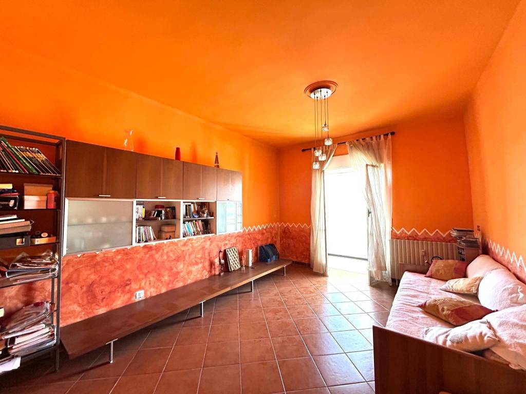 Appartamento in vendita ad Acqui Terme via Giuseppe Di Vittorio, 39