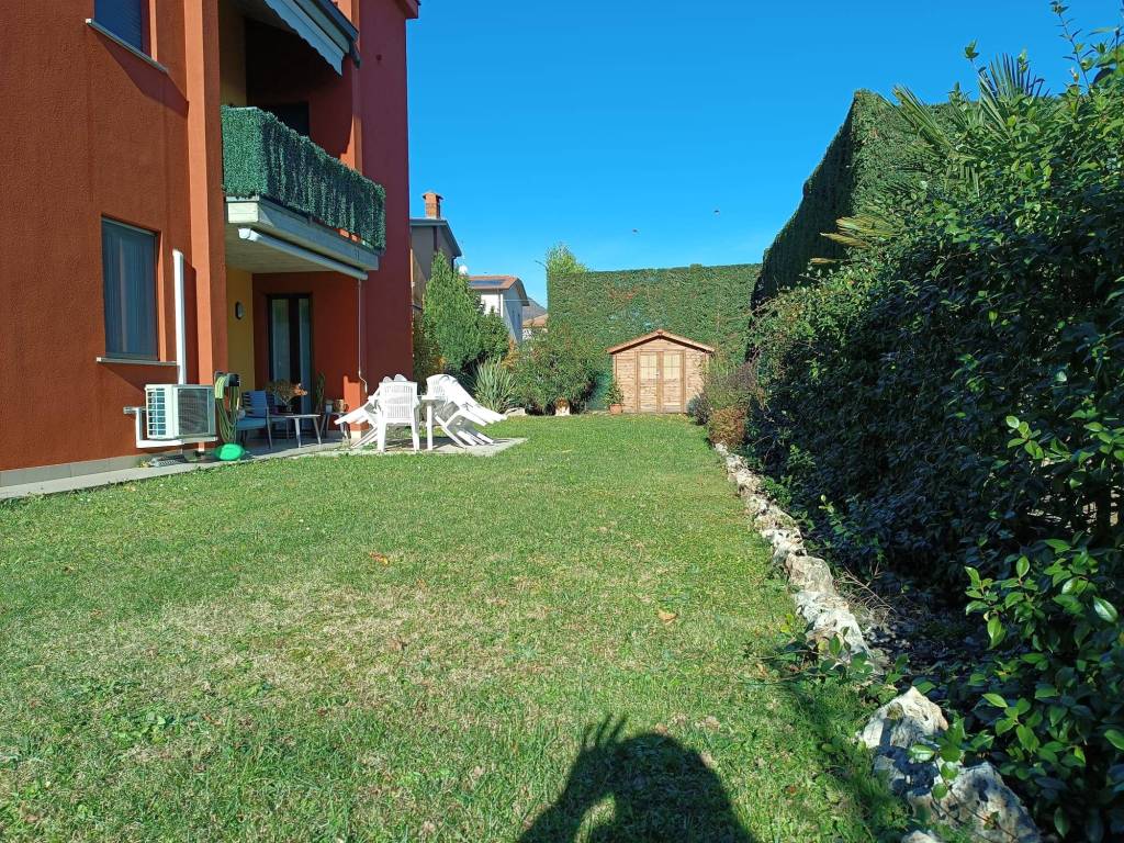 Appartamento in vendita ad Almenno San Bartolomeo via Fratelli Roncelli, 58