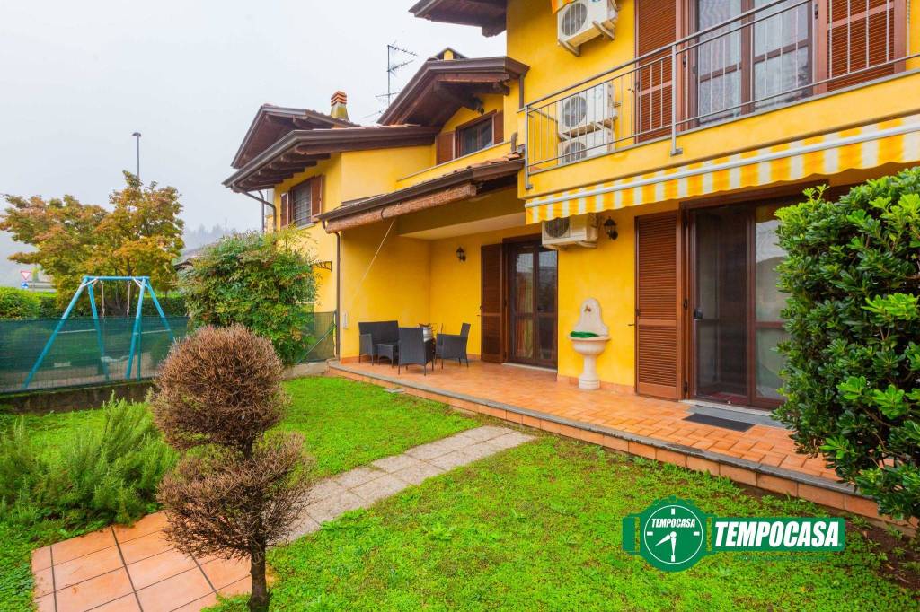 Villa a Schiera in vendita a Bellinzago Novarese via della Libertà, 11