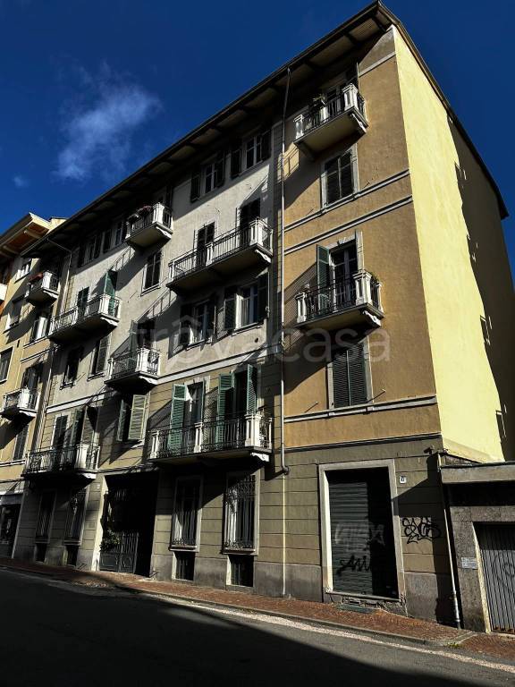 Appartamento in in vendita da privato a Biella via Trento, 47