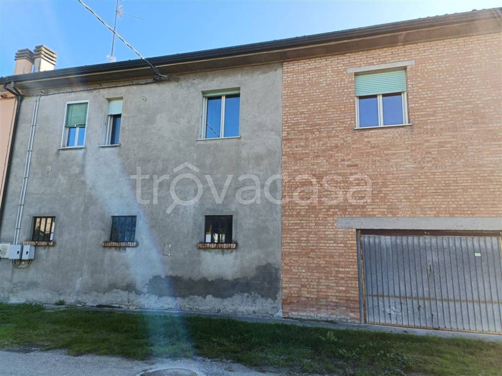 Villa Bifamiliare in vendita a Bagnacavallo via Redino Inferiore, 33