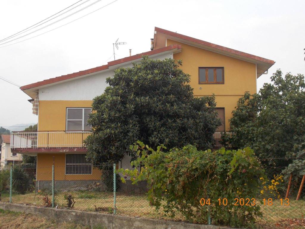 Villa Bifamiliare in in vendita da privato a Bricherasio stradale Cappella Merli, 7