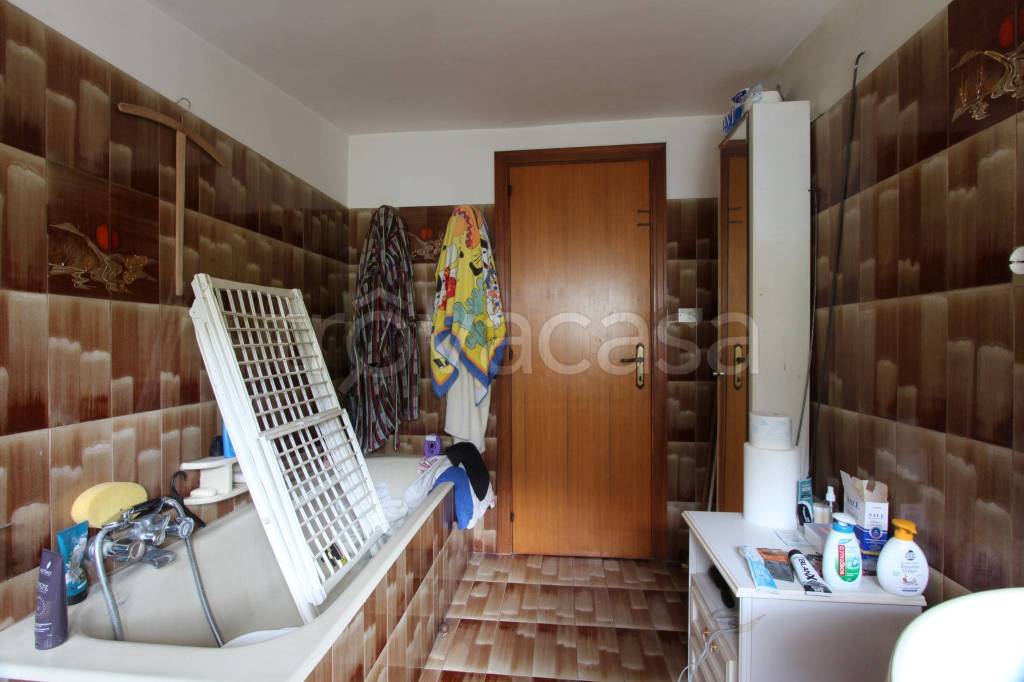 Appartamento in vendita a Folignano via Alessandria, 36