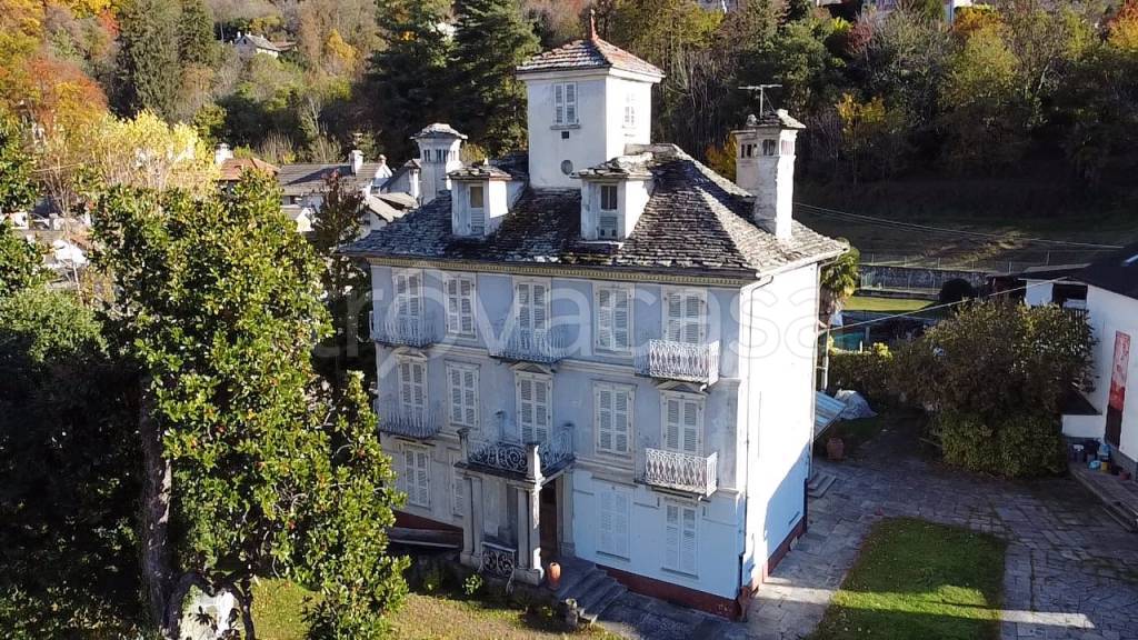 Villa Bifamiliare in vendita a Masera via Provinciale