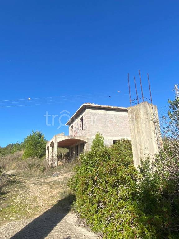 Villa in vendita ad Alghero strada Vicinale Salto Don Peppino