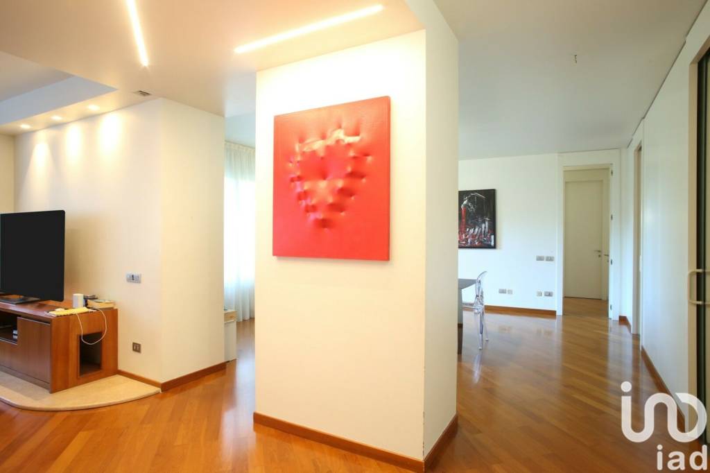 Appartamento in vendita a Barzanò via Mazzini, 2