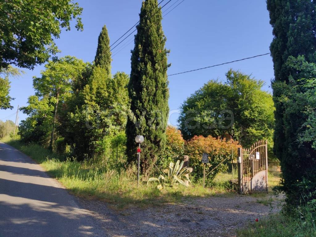 Villa Bifamiliare in in vendita da privato a Blera strada Provinciale Blerana