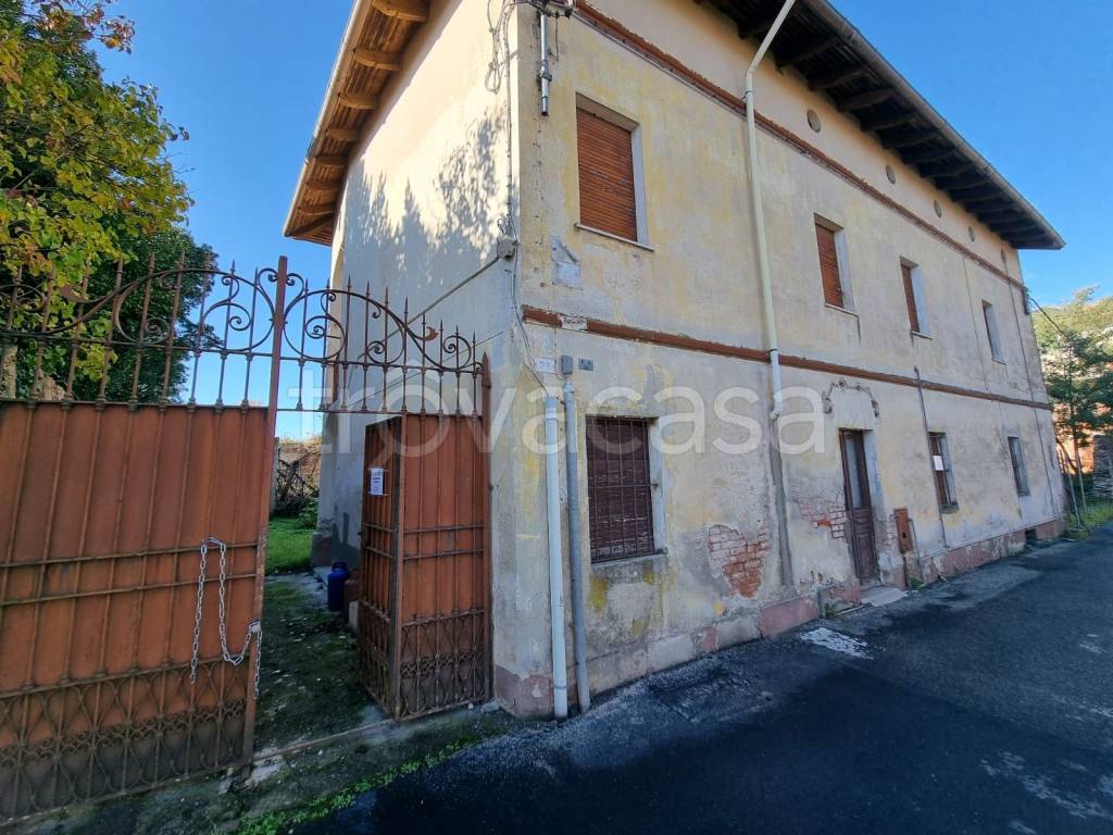 Casa Indipendente in vendita a Boca via Guglielmo Marconi