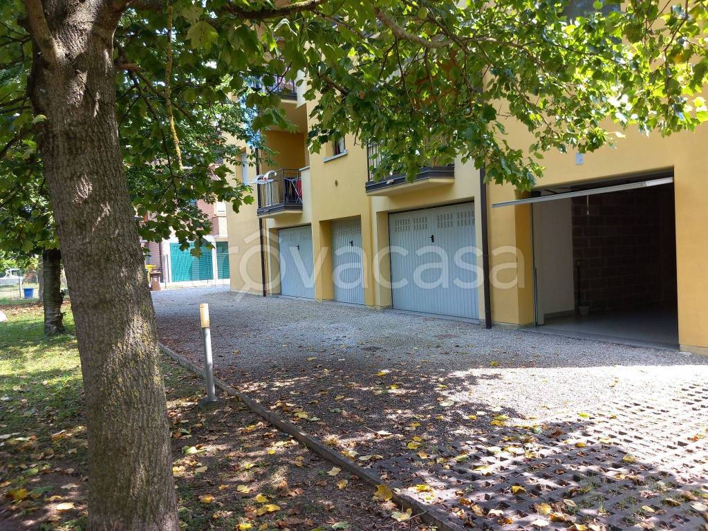 Appartamento in in vendita da privato a Reggio nell'Emilia via Don Gino Bursi, 8