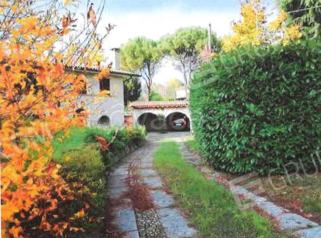 Appartamento all'asta ad Asolo via Vallorgrana