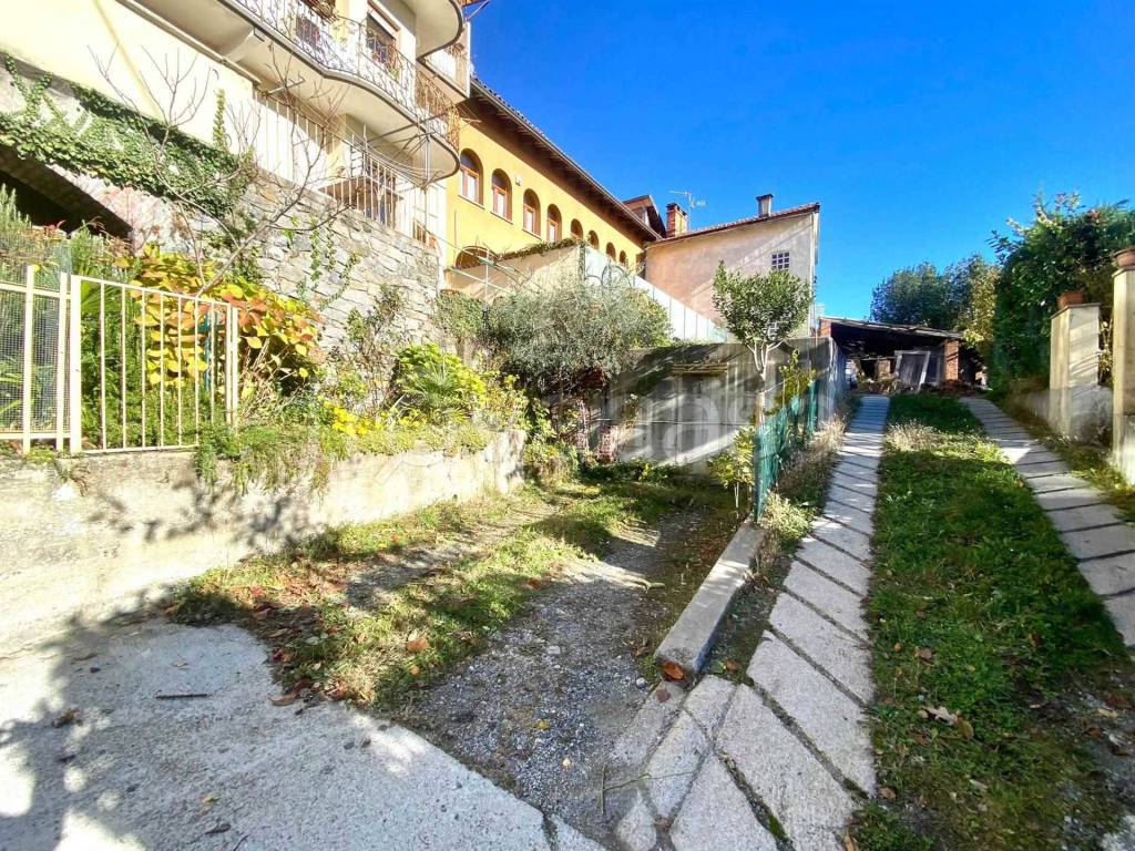 Appartamento in vendita a Biella via Santuario di Oropa, 30