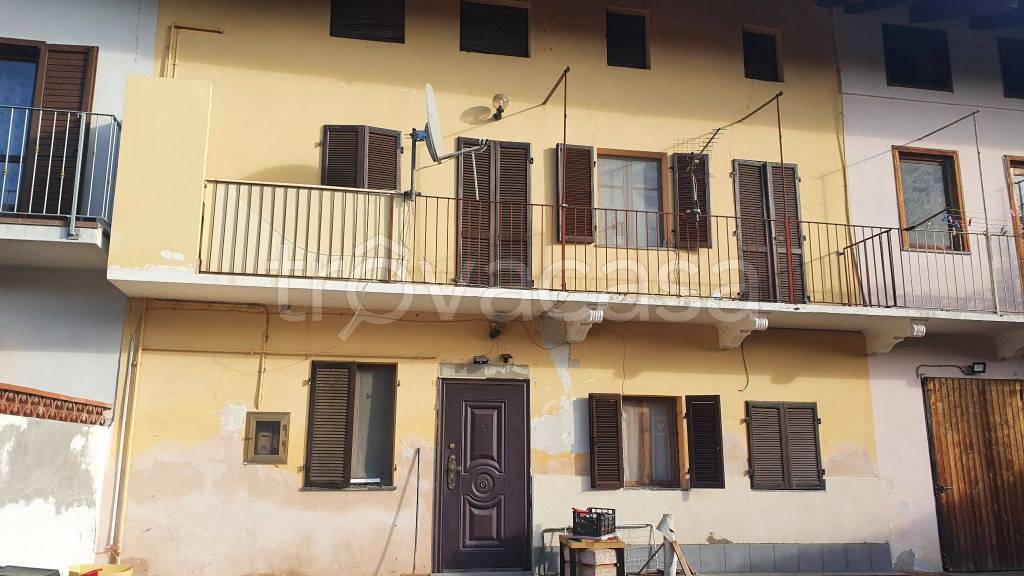 Villa in in vendita da privato a Borgo d'Ale viale dei Gracchi, 5