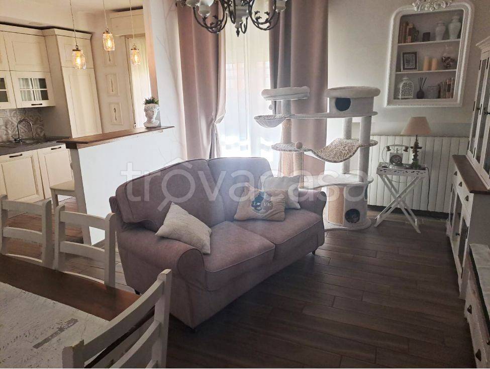 Appartamento in in vendita da privato a Torrevecchia Pia via Giuseppe Aguzzi, 34