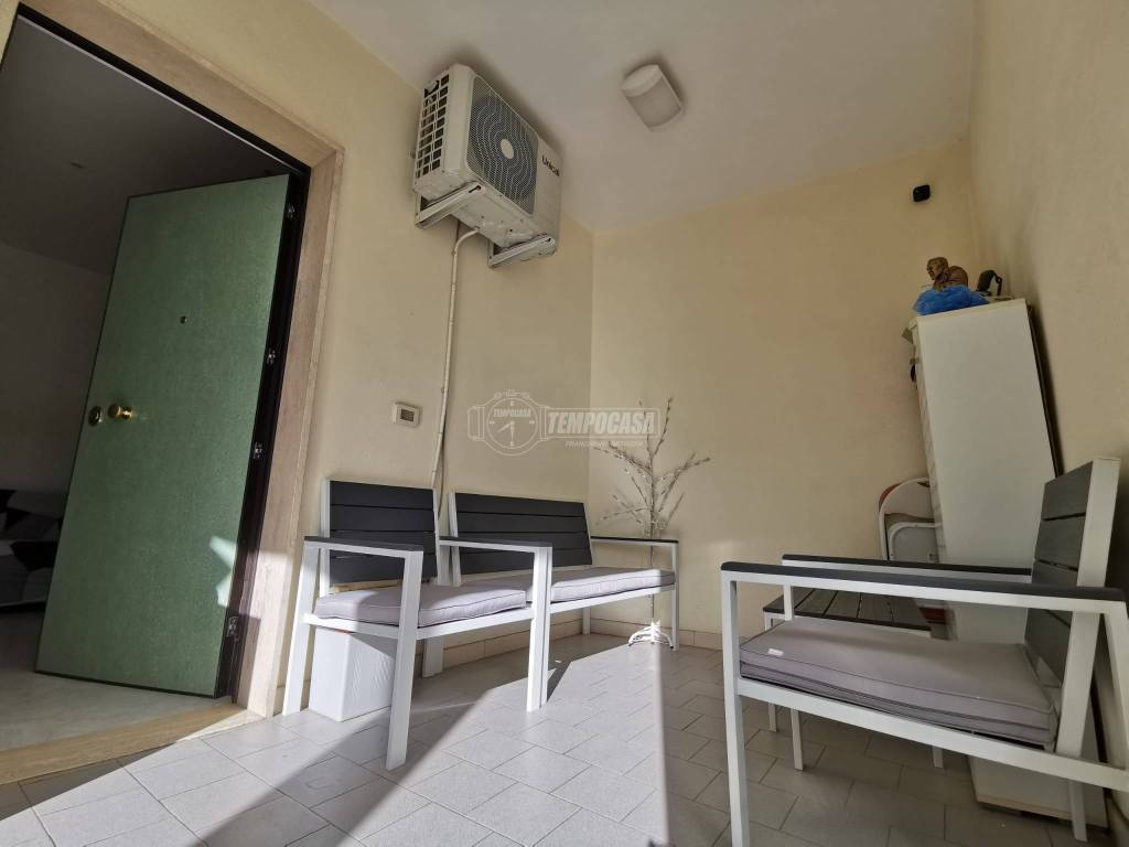 Appartamento in vendita ad Adelfia via Gioacchino Pecci 34