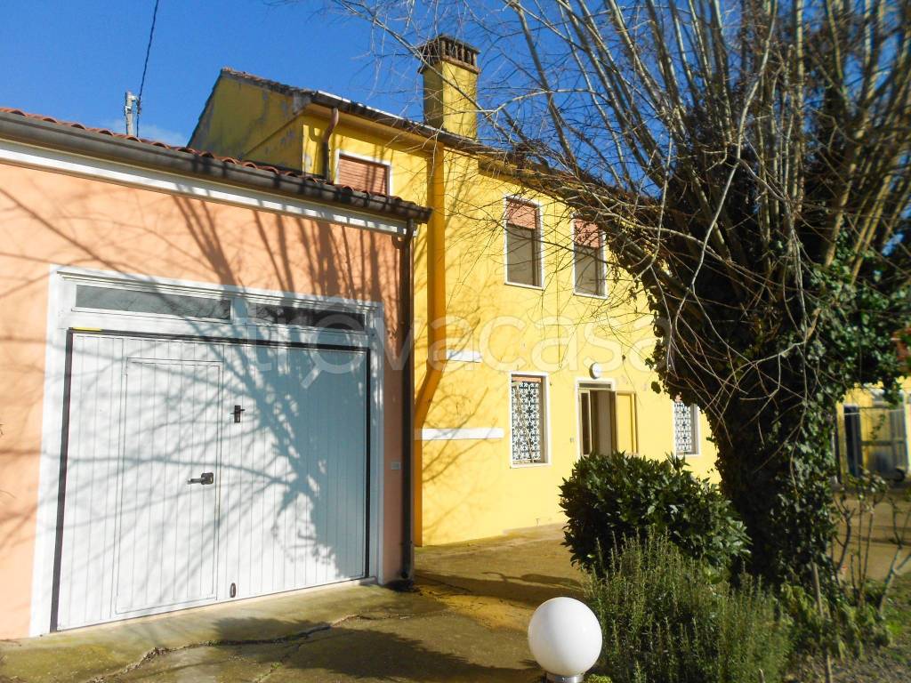 Casa Indipendente in vendita ad Adria via Angeli, 56