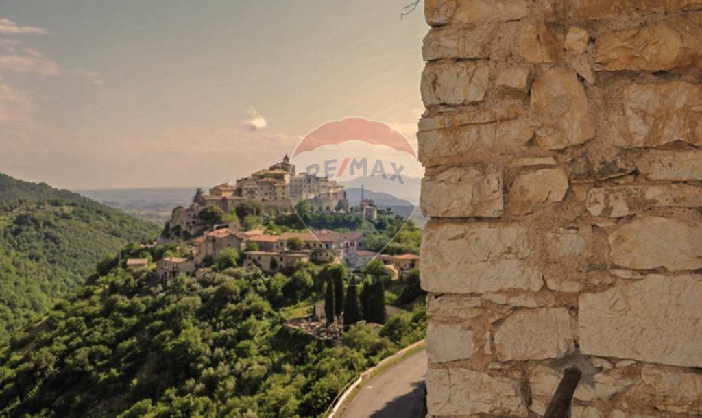 Appartamento in vendita a Cottanello via Umberto I, 1