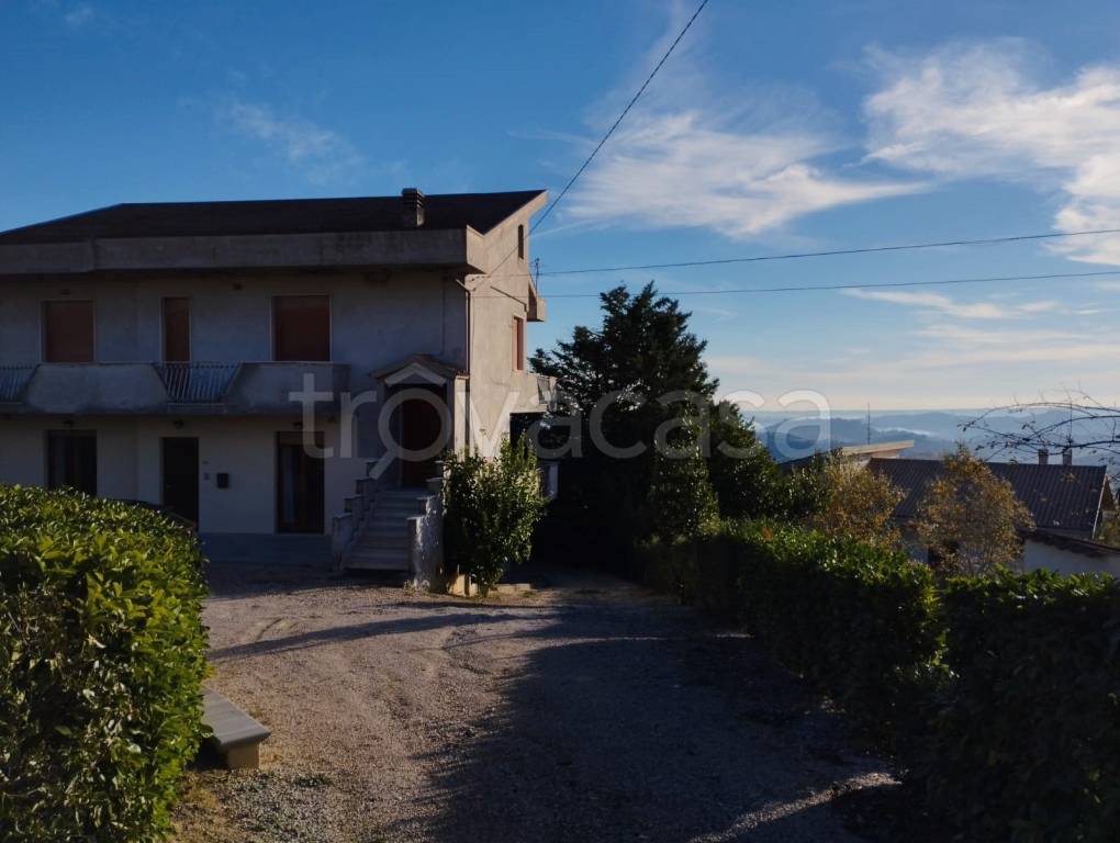 Villa Bifamiliare in in vendita da privato a Penne contrada Casale