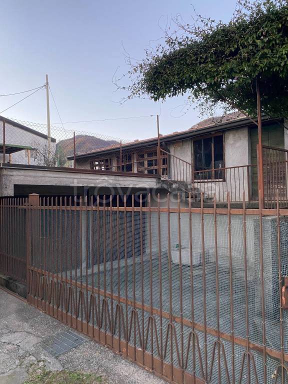 Casa Indipendente in in vendita da privato a Brenta via Cesare Battisti, 6