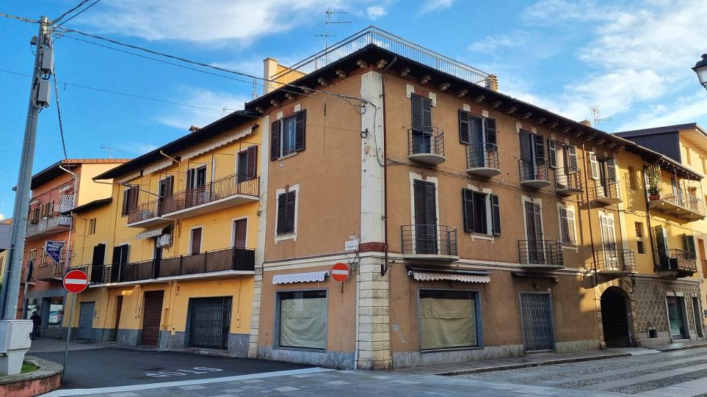 Appartamento in vendita a Gattinara corso Giuseppe Garibaldi, 88