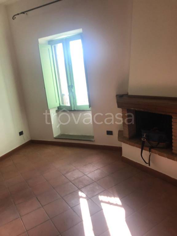 Appartamento in in vendita da privato a Capranica vicolo Arco San Giovanni