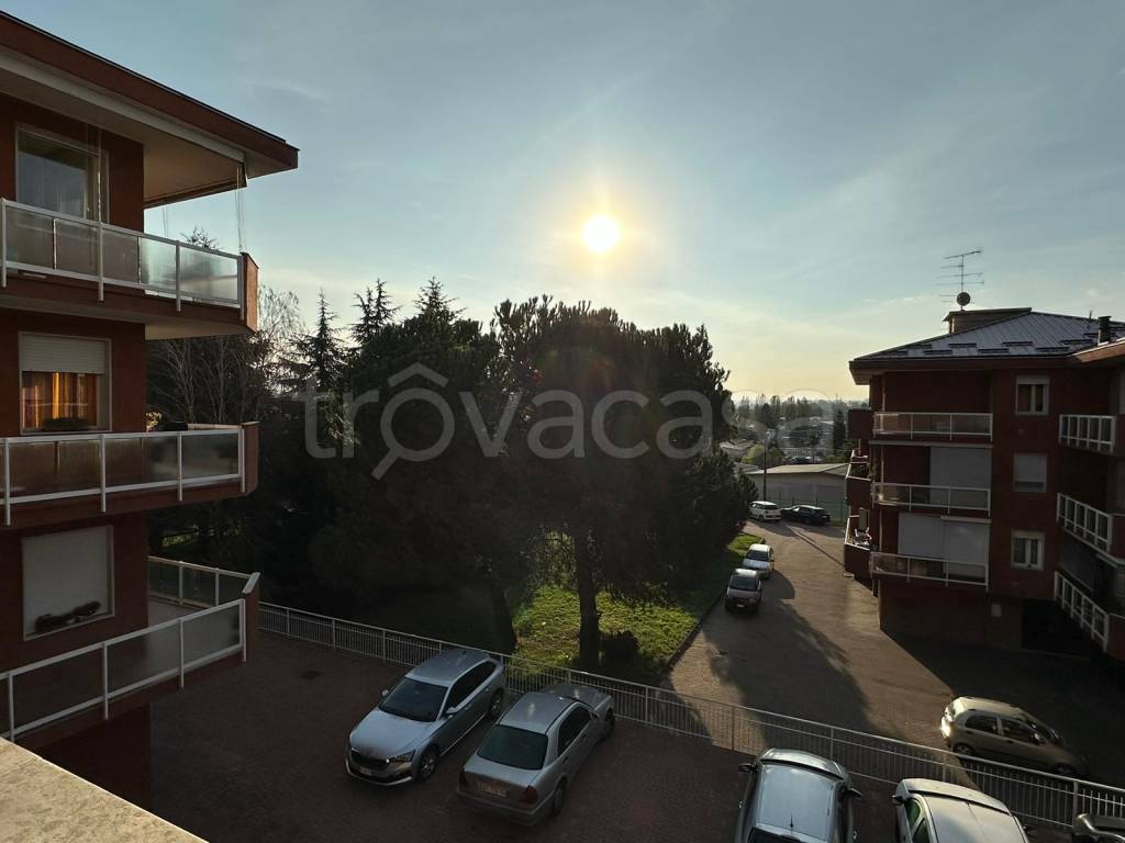 Appartamento in vendita ad Arona via Moncucco, 31