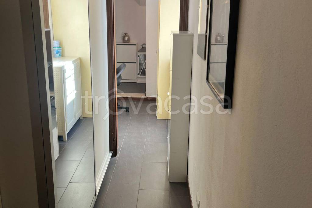 Appartamento in in vendita da privato a Piacenza via Emilia Pavese, 60