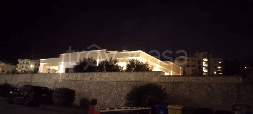Villa in in vendita da privato a Martina Franca prolungamento Via Bertani, 8