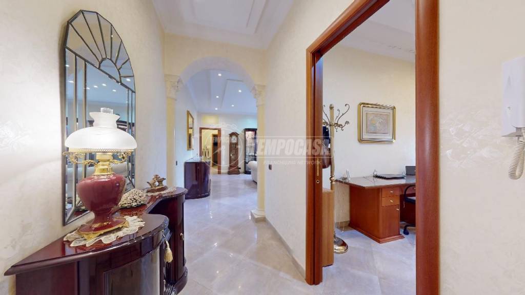 Appartamento in vendita ad Arzano via Sandro Pertini