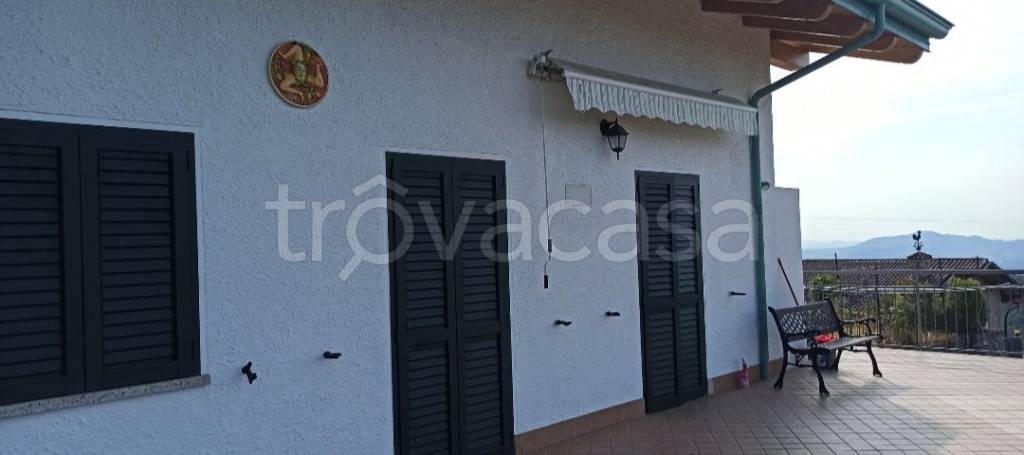 Villa in in vendita da privato ad Almenno San Bartolomeo via Cacastrone