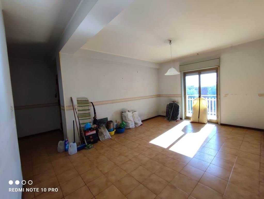 Appartamento in vendita a Catania via Leucatia