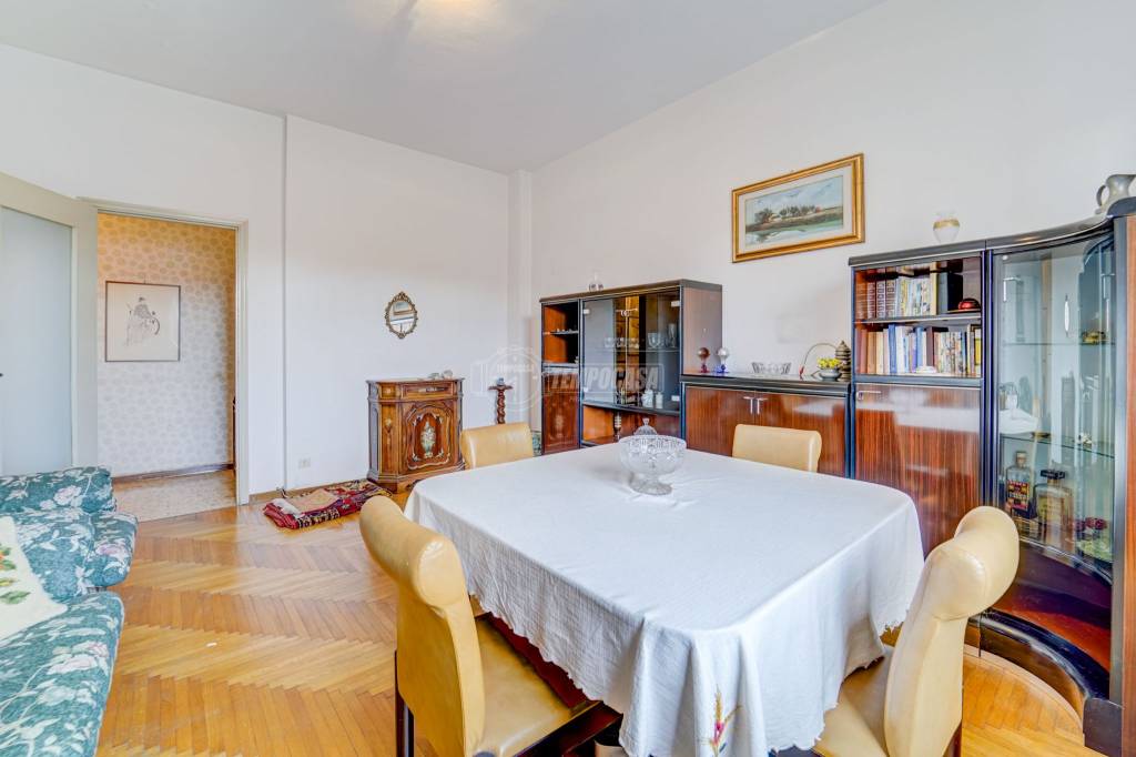 Appartamento in vendita ad Albizzate via Campagna